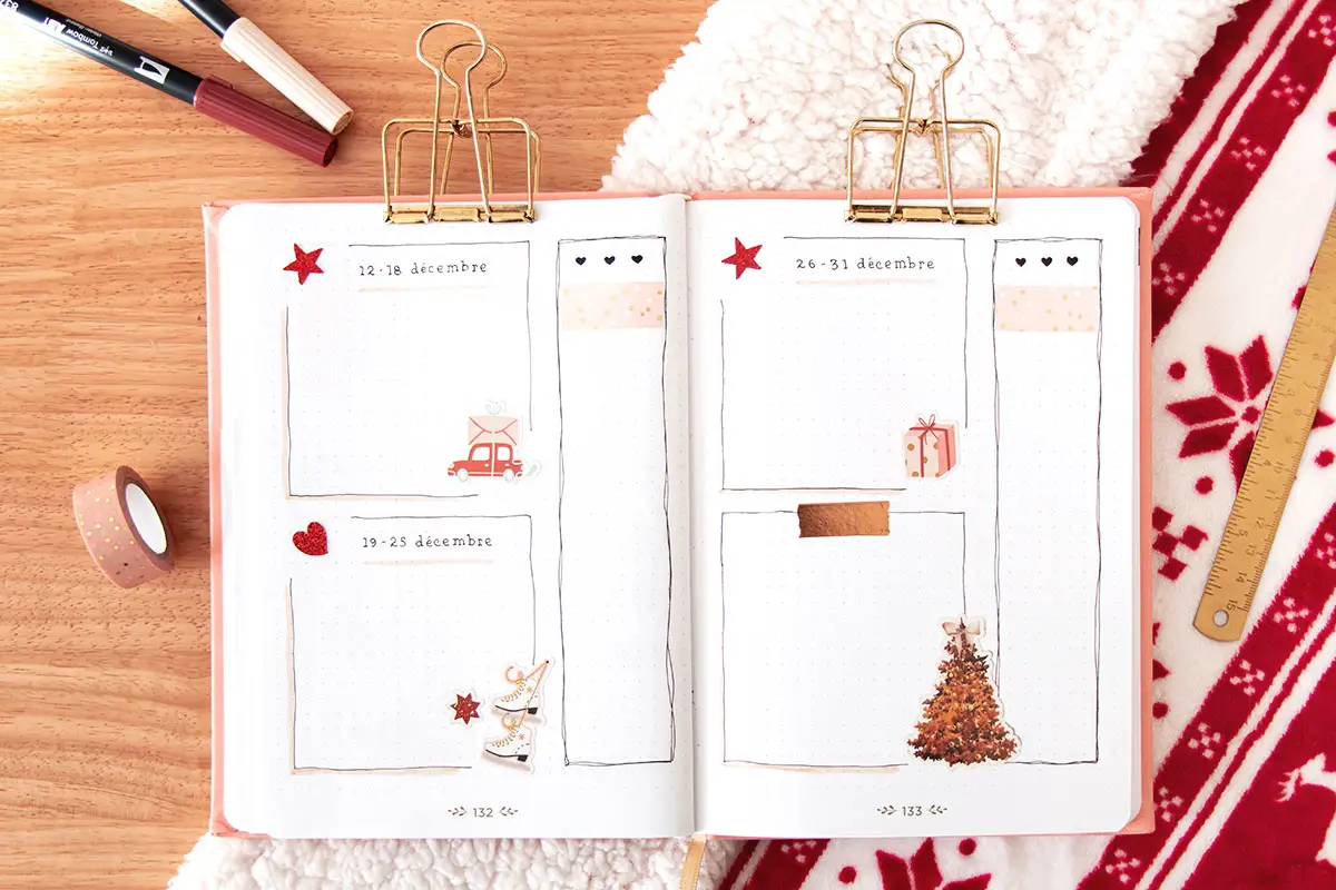 Décembre 2022 dans mon bullet journal - thème Noël - Manayin